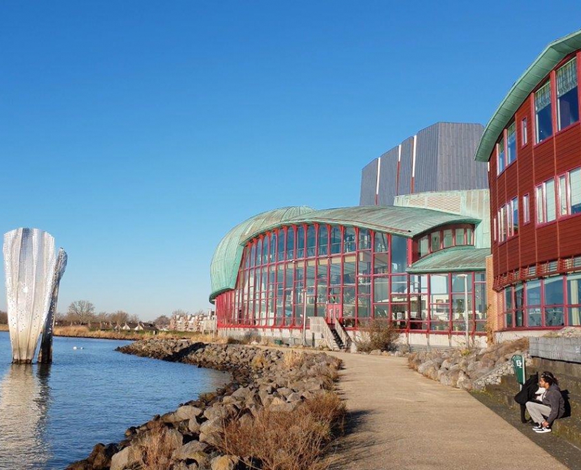 Lezingen en fanclubdagen - Stichting Mediwiet